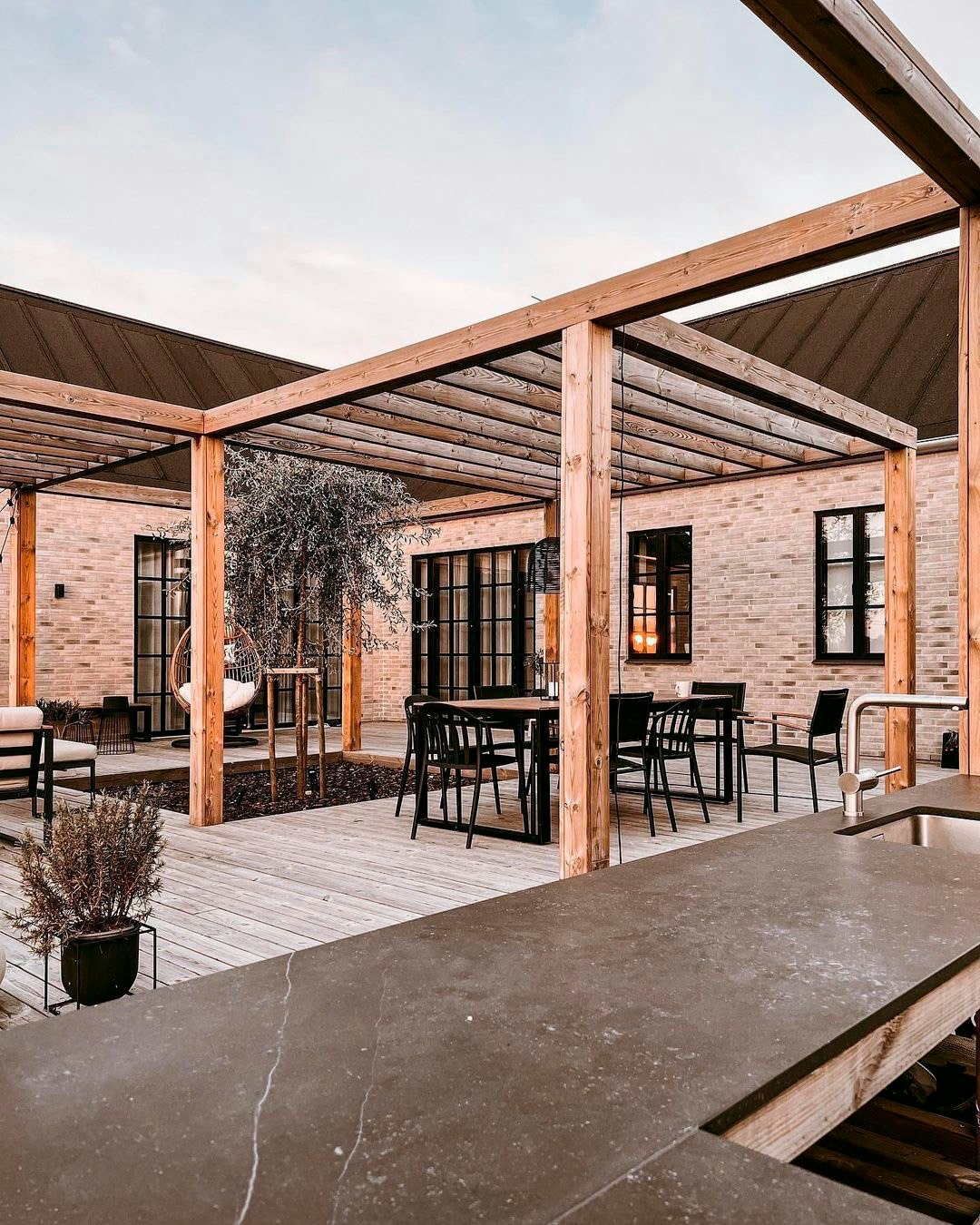 Outdoor Kitchen in spacious Patio with Dekton Fossil - Cosentino USA