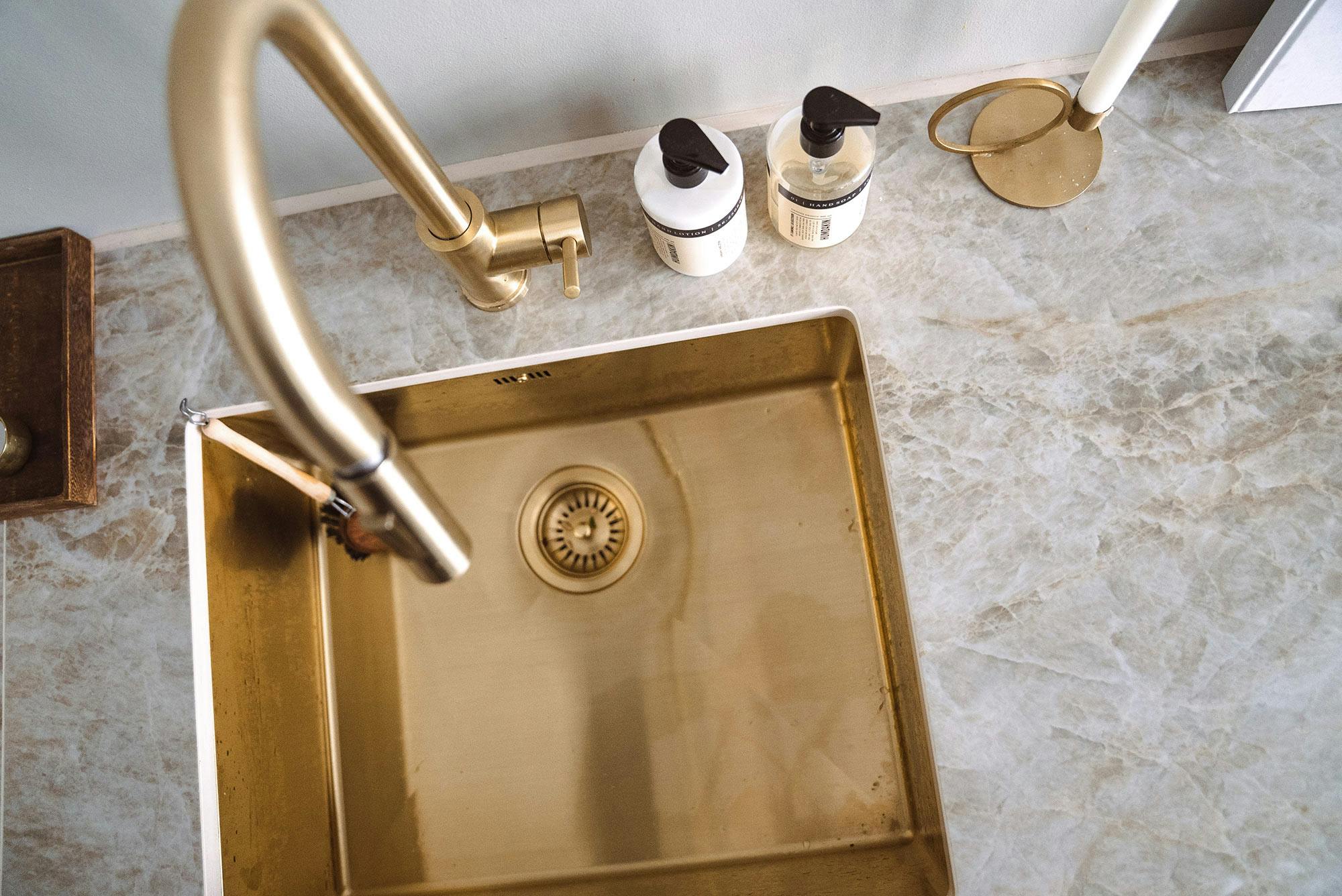 Exploring 2024 Kitchen Faucet Trends - Cosentino