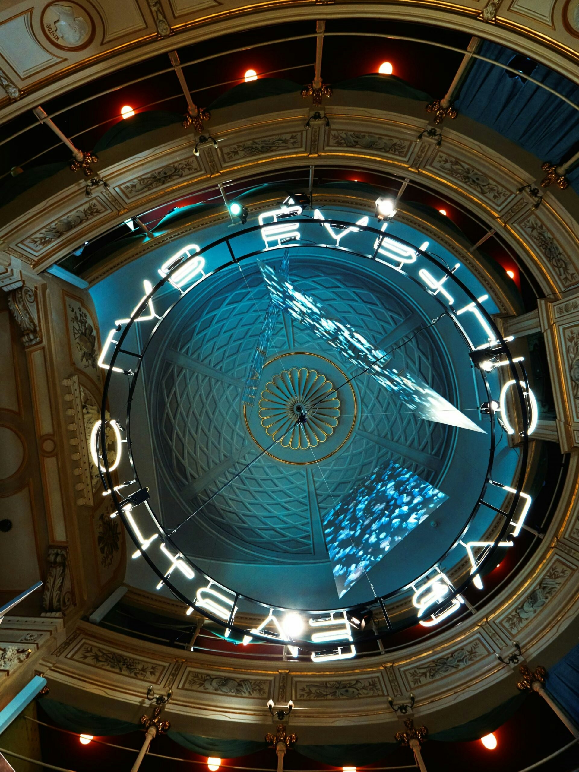 EARTHIC® LAB X FORMAFANTASMA, a journey into the new Silestone®XM ...