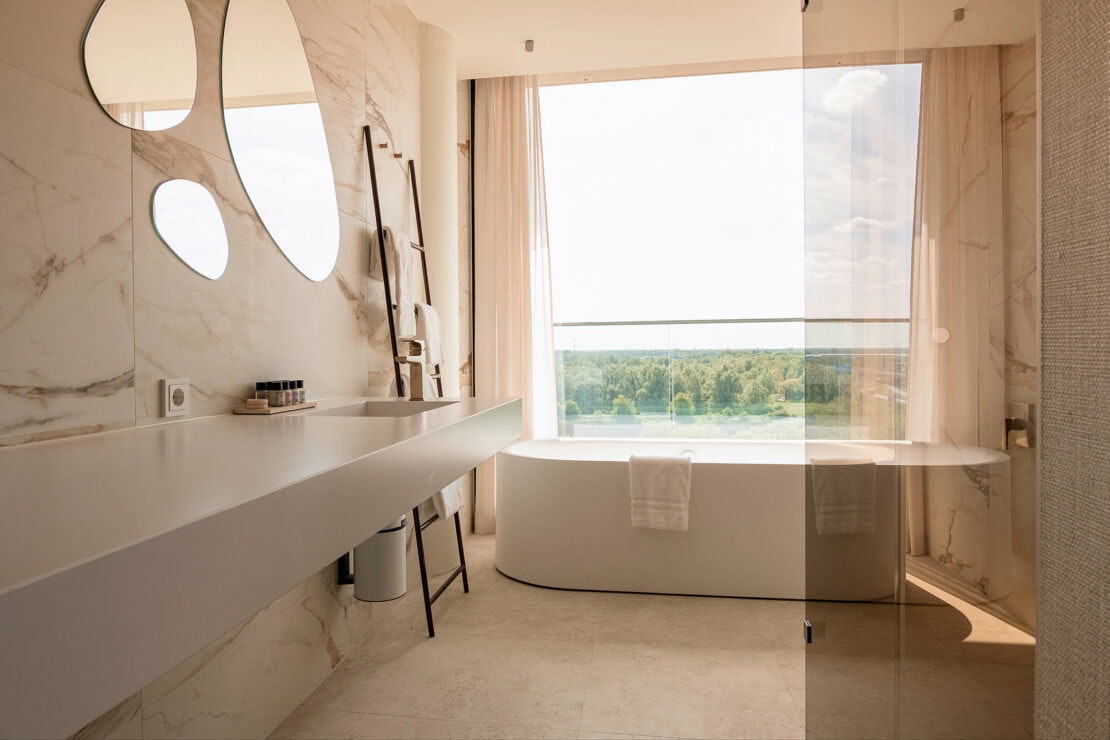 Inspiration boost: Surprising color combinations in Hotel Valk Best ...