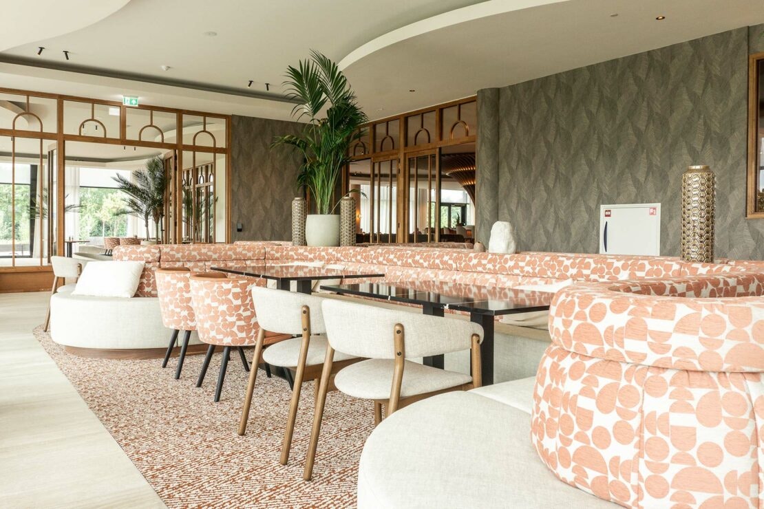 Inspiration boost: Surprising color combinations in Hotel Valk Best ...