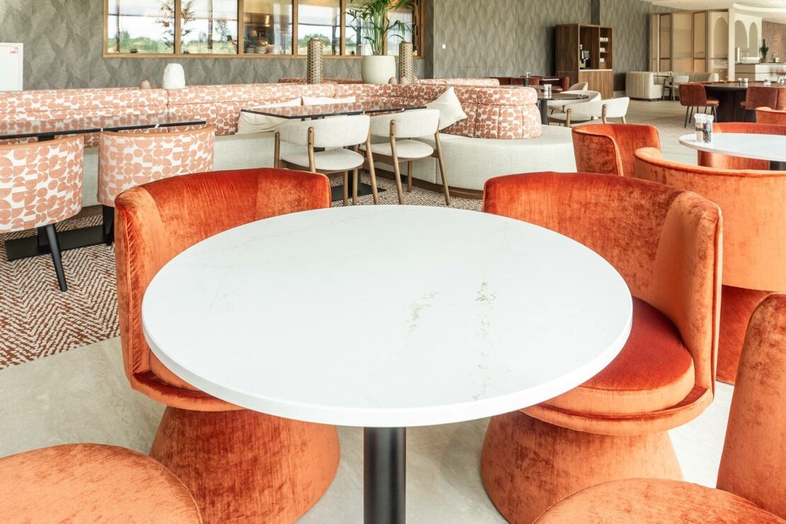 Inspiration boost: Surprising color combinations in Hotel Valk Best ...