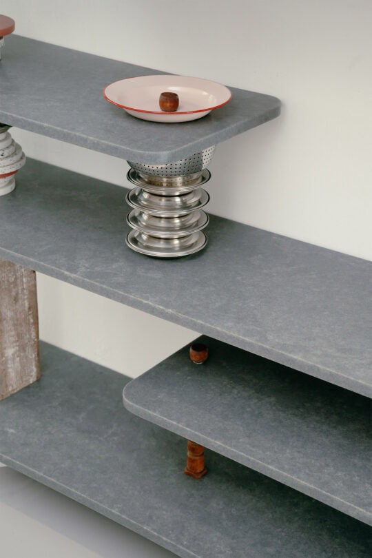 Artist Red Hong Yi creates a unique shelf with the new Earthic surface ...