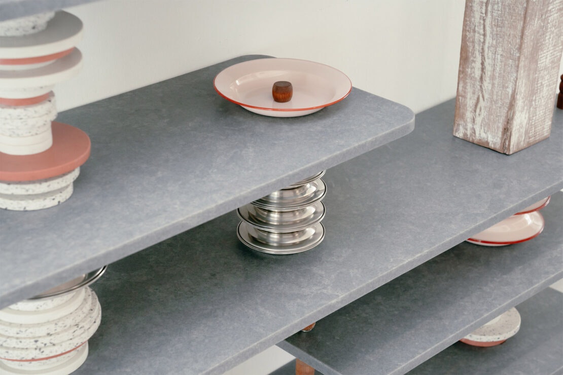 Artist Red Hong Yi creates a unique shelf with the new Earthic surface ...