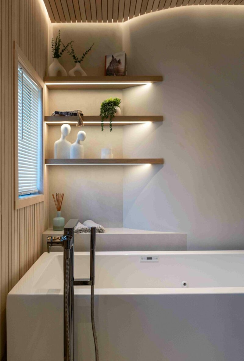 Miriam Moore - Cosentino USA