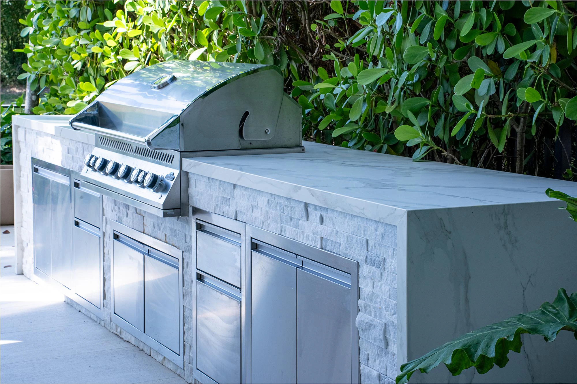 Welcome to Jill Zarin’s outdoor oasis with Dekton - Cosentino USA