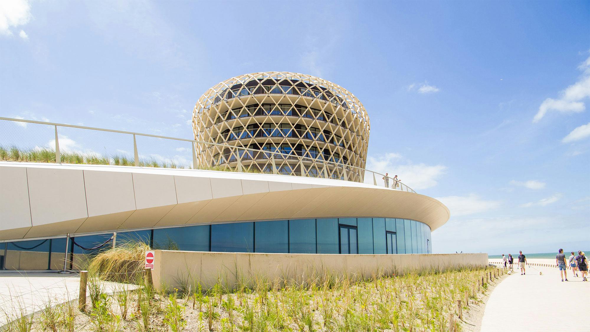 Ellipse: the bathroom by MUT Design inspired by the organic curves of ...