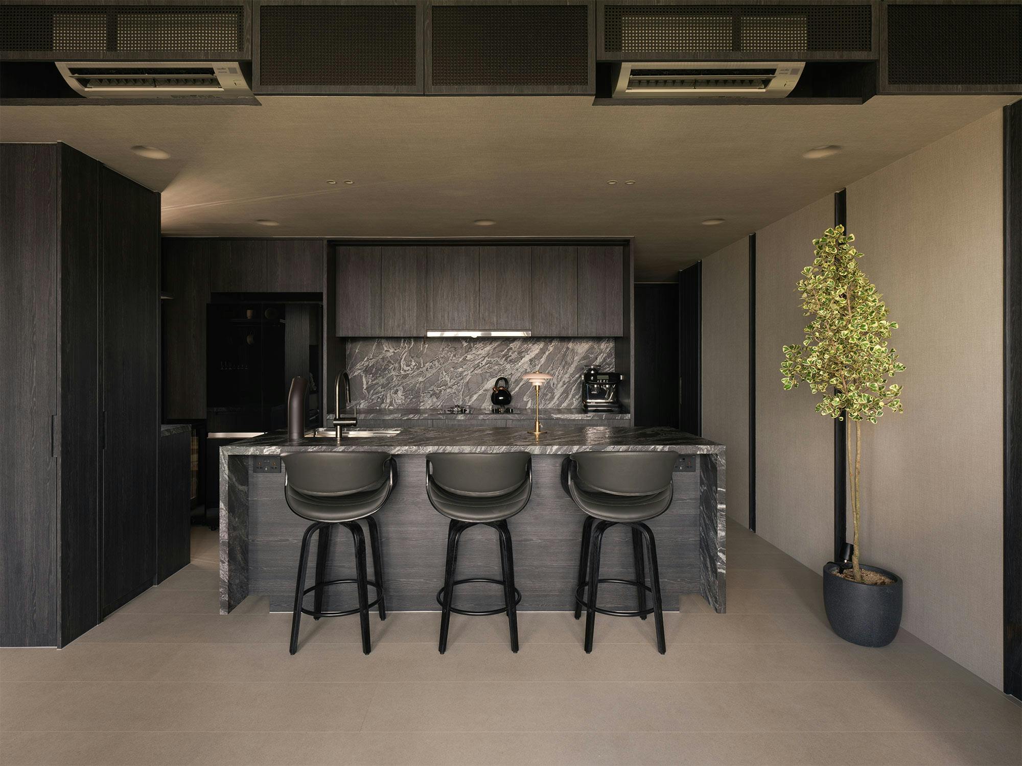 Ellipse: the bathroom by MUT Design inspired by the organic curves of the iconic Torres Blancas ...