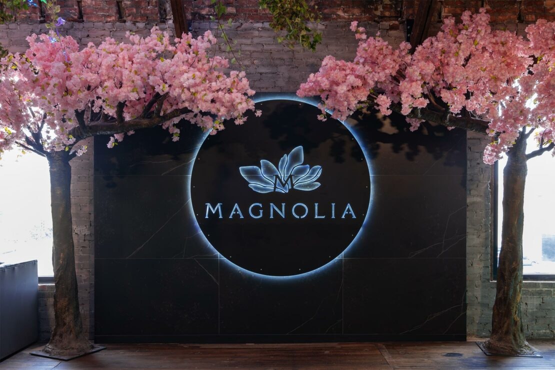 Dekton adords Magnolia, a premium Toledo nightclub - Cosentino USA