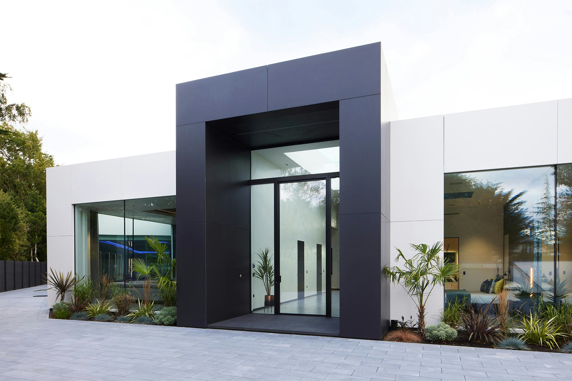 Ellipse: the bathroom by MUT Design inspired by the organic curves of ...