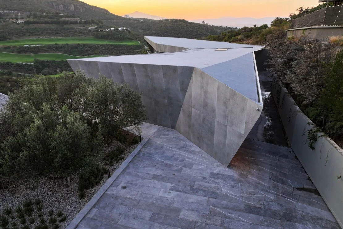 This house in Michoacán blends seamlessly with the landscape thanks to ...