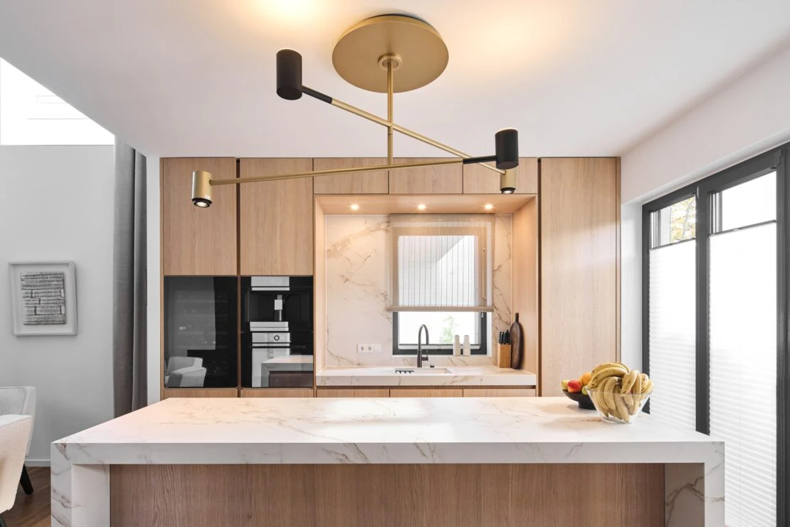 The bright and natural home of German TV presenter Laura Wontorra ...