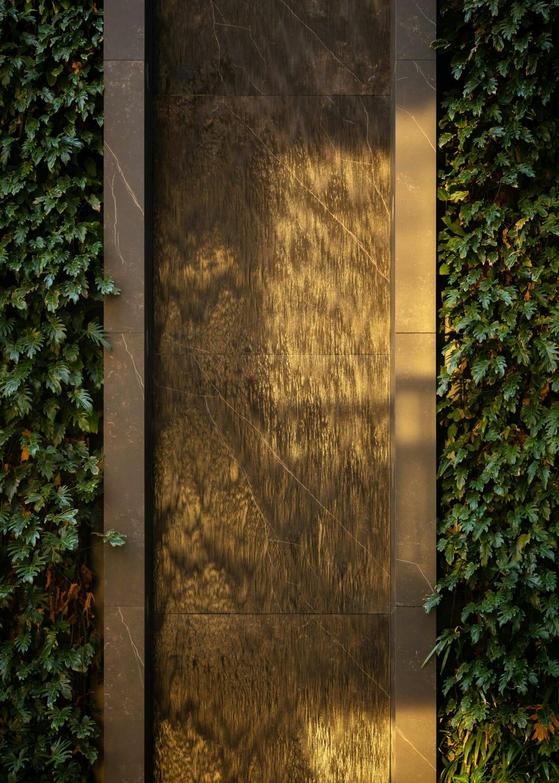 Urban waterfall - Cosentino