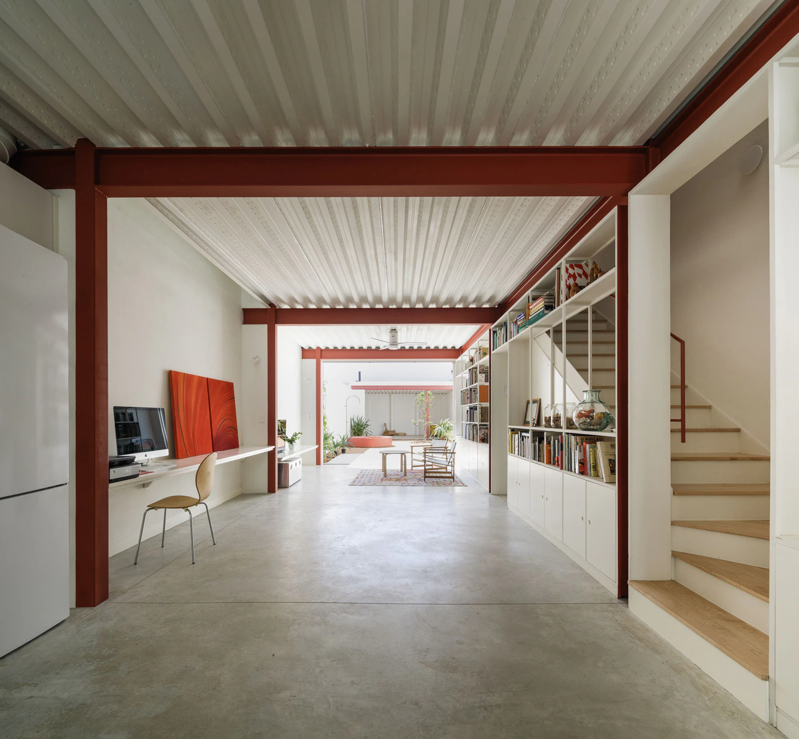 House with nine portal frames - Cosentino