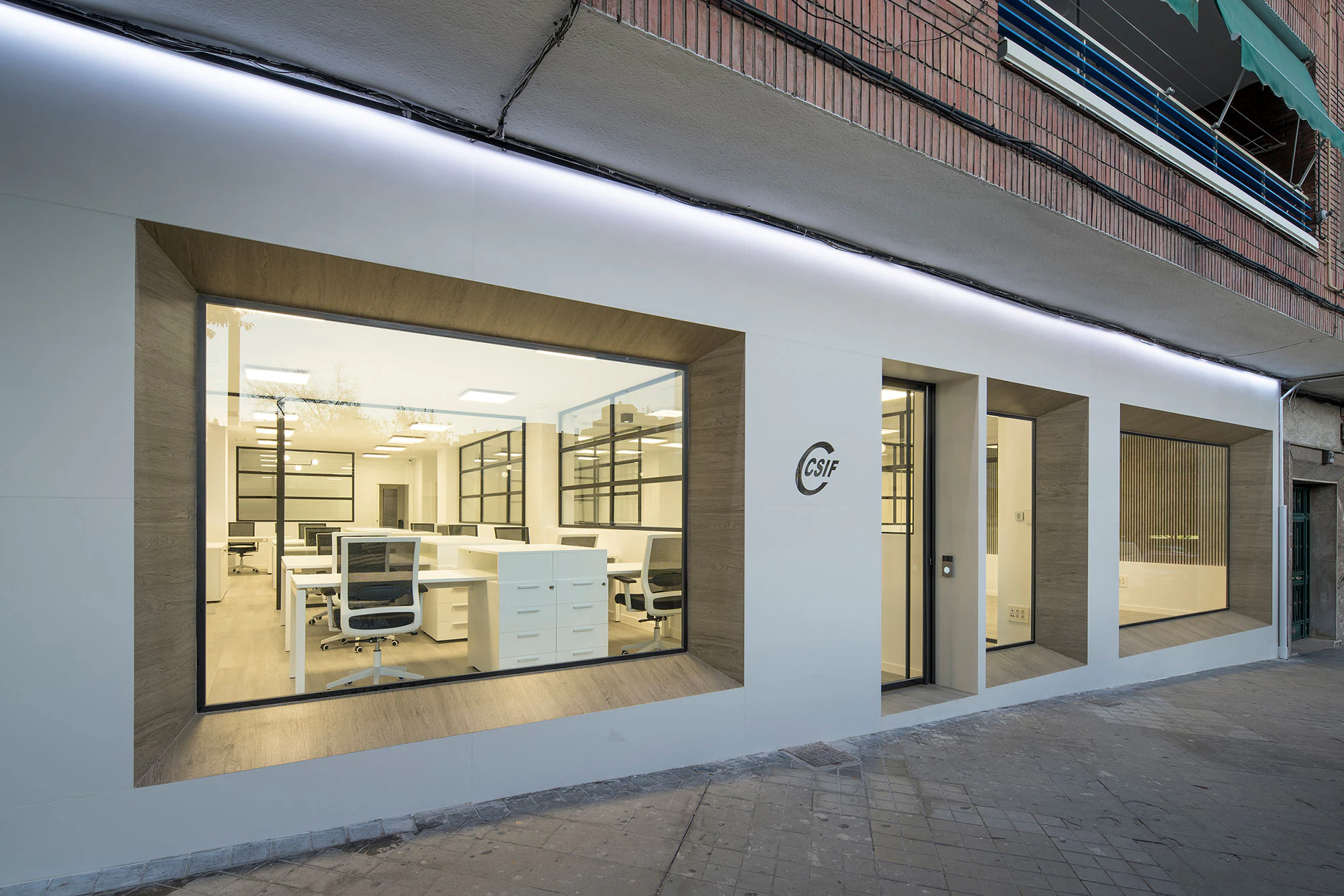 The CSIF headquarters in Granada shows off its façade thanks to Dekton ...