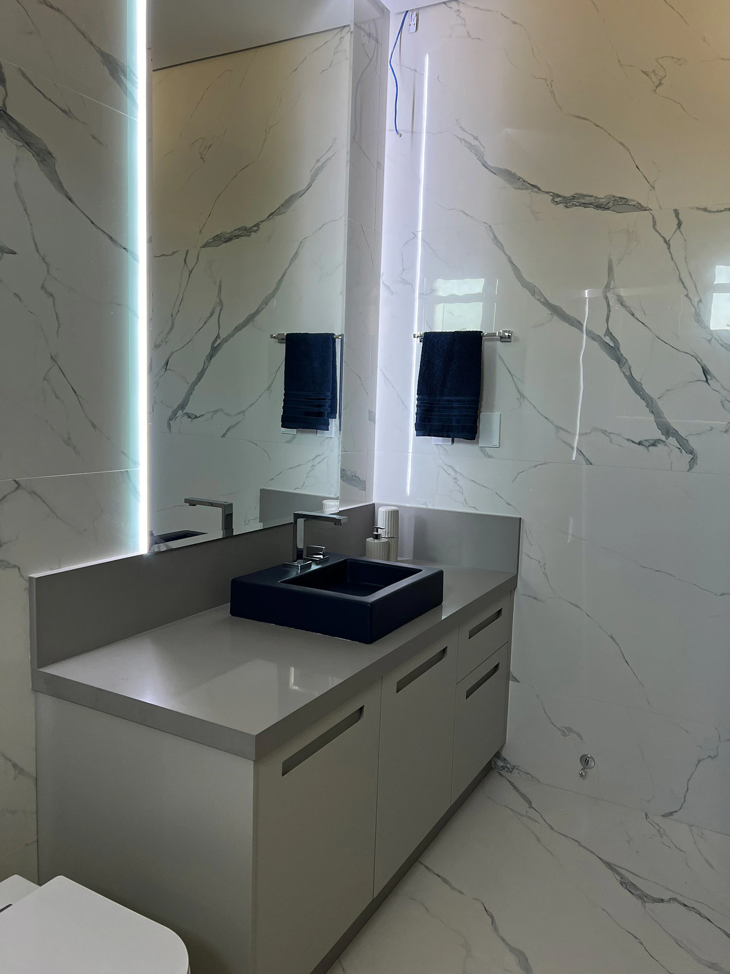 Silestone and Dekton clad the staircase, kitchen and bathrooms of a ...