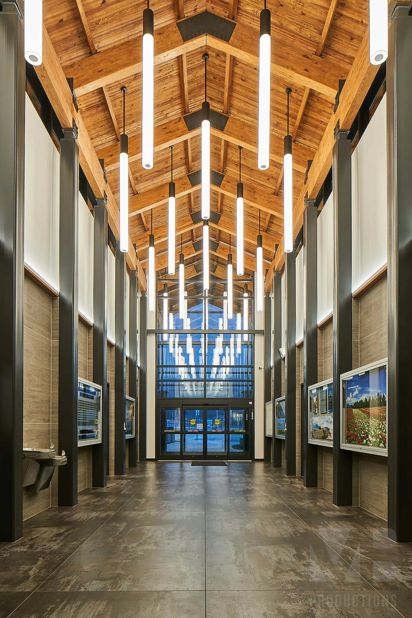 A luxurious design with Dekton for a rest area in North Carolina ...