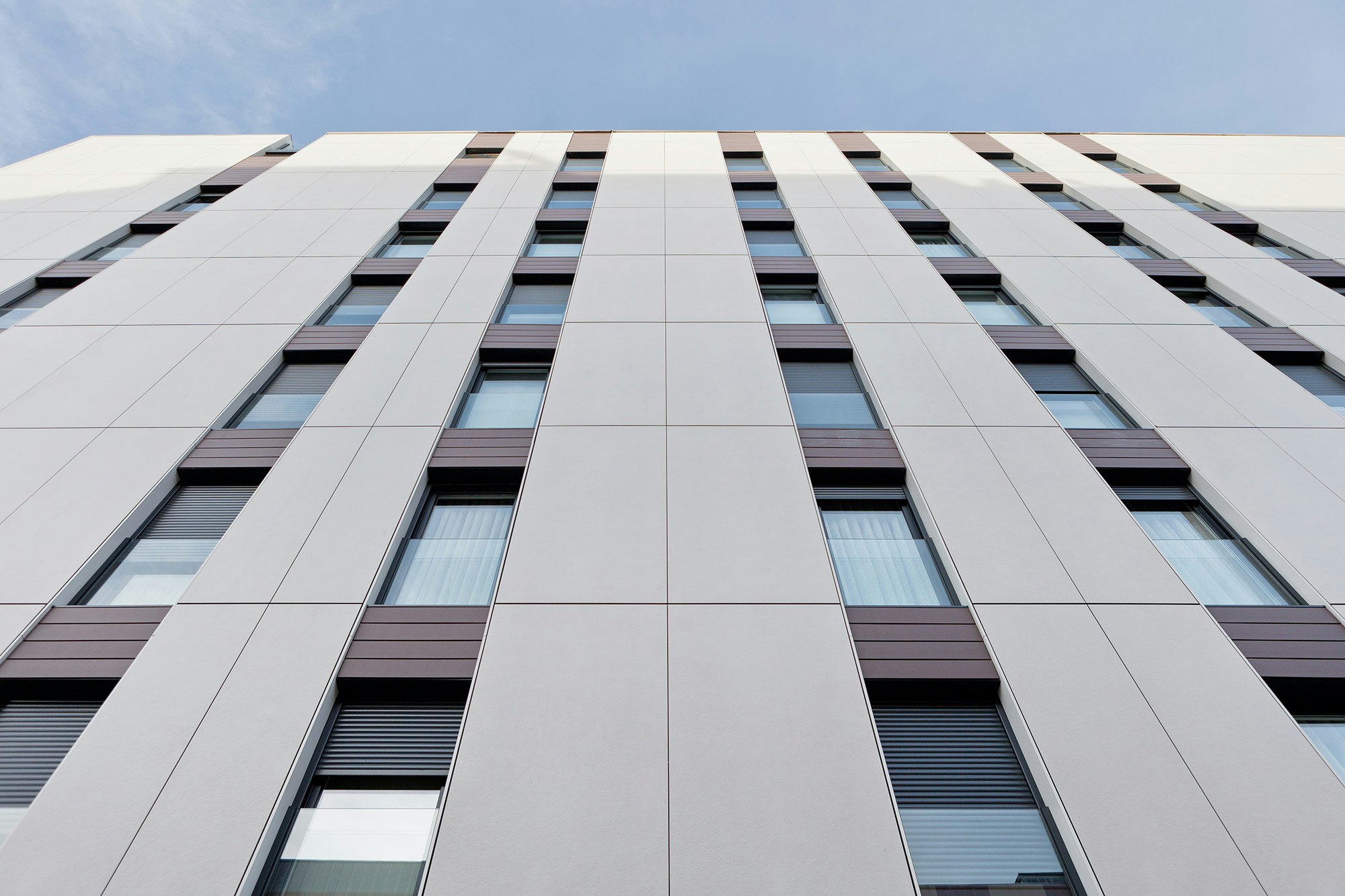 A minimalist façade with Dekton Edora for a touch of style - Cosentino