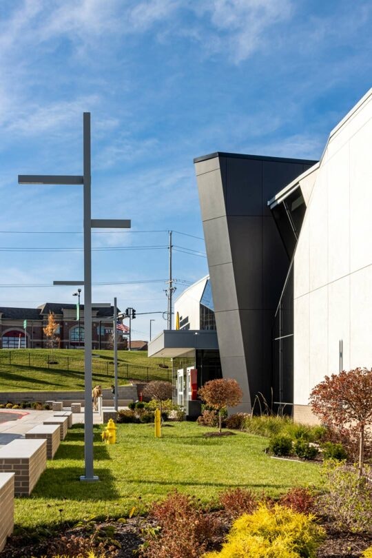 A facade for the ages with Dekton at the St. Louis Kaplan Fedlman ...