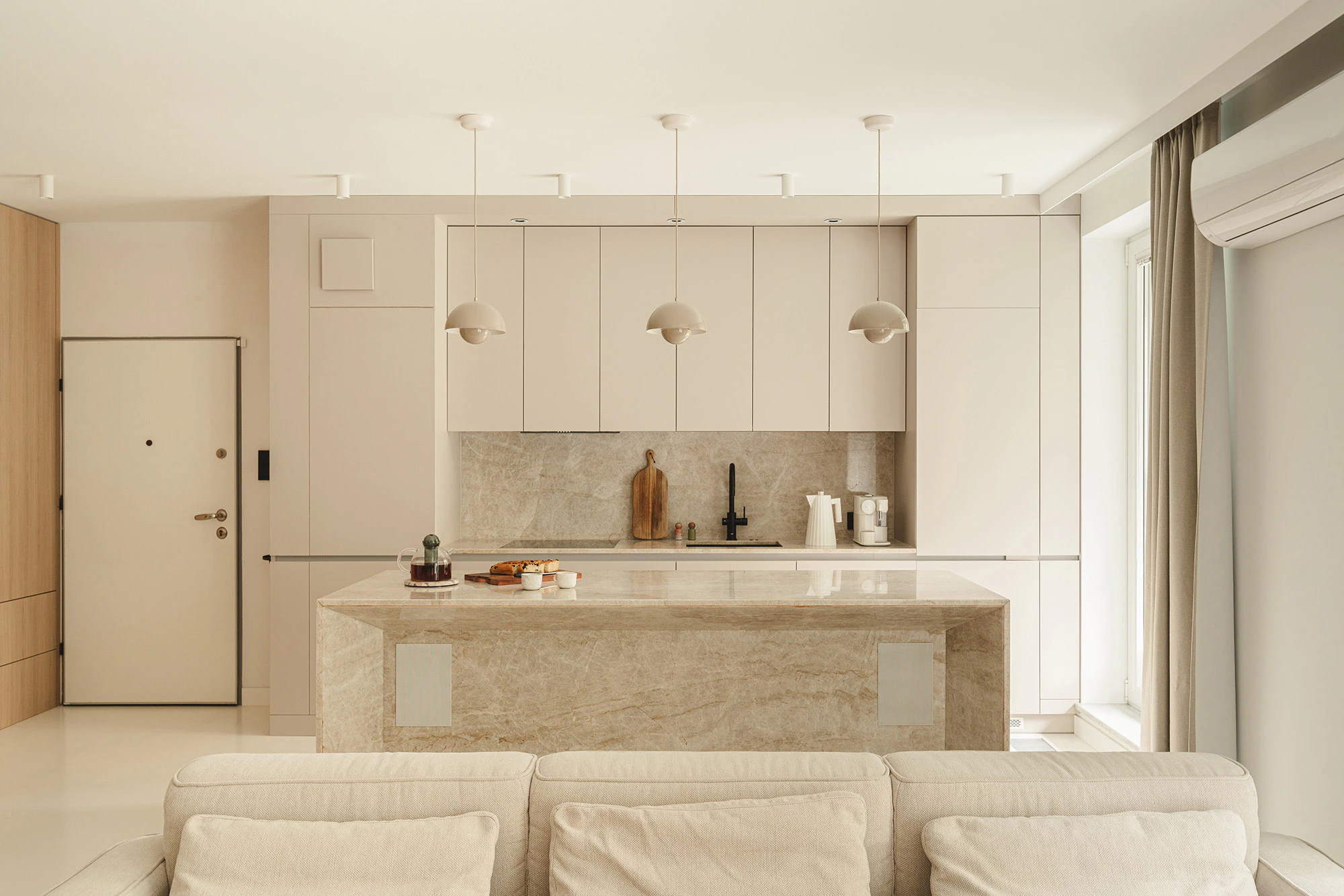 A minimalist façade with Dekton Edora for a touch of style - Cosentino