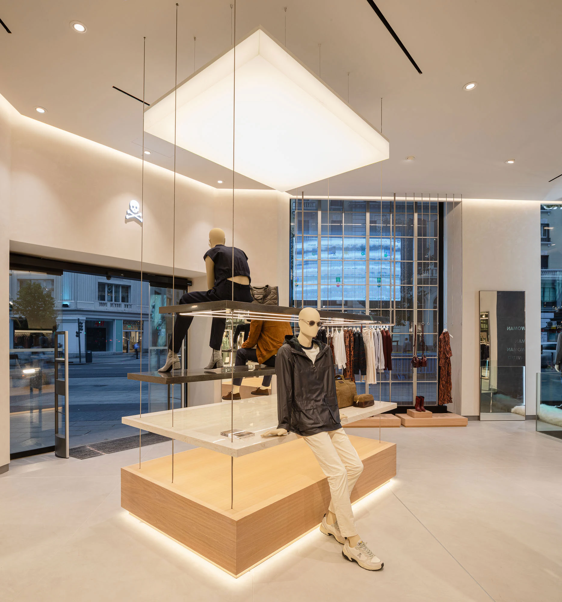 The new Scalpers shop on Madrid’s Gran Vía brings fashion to the city ...