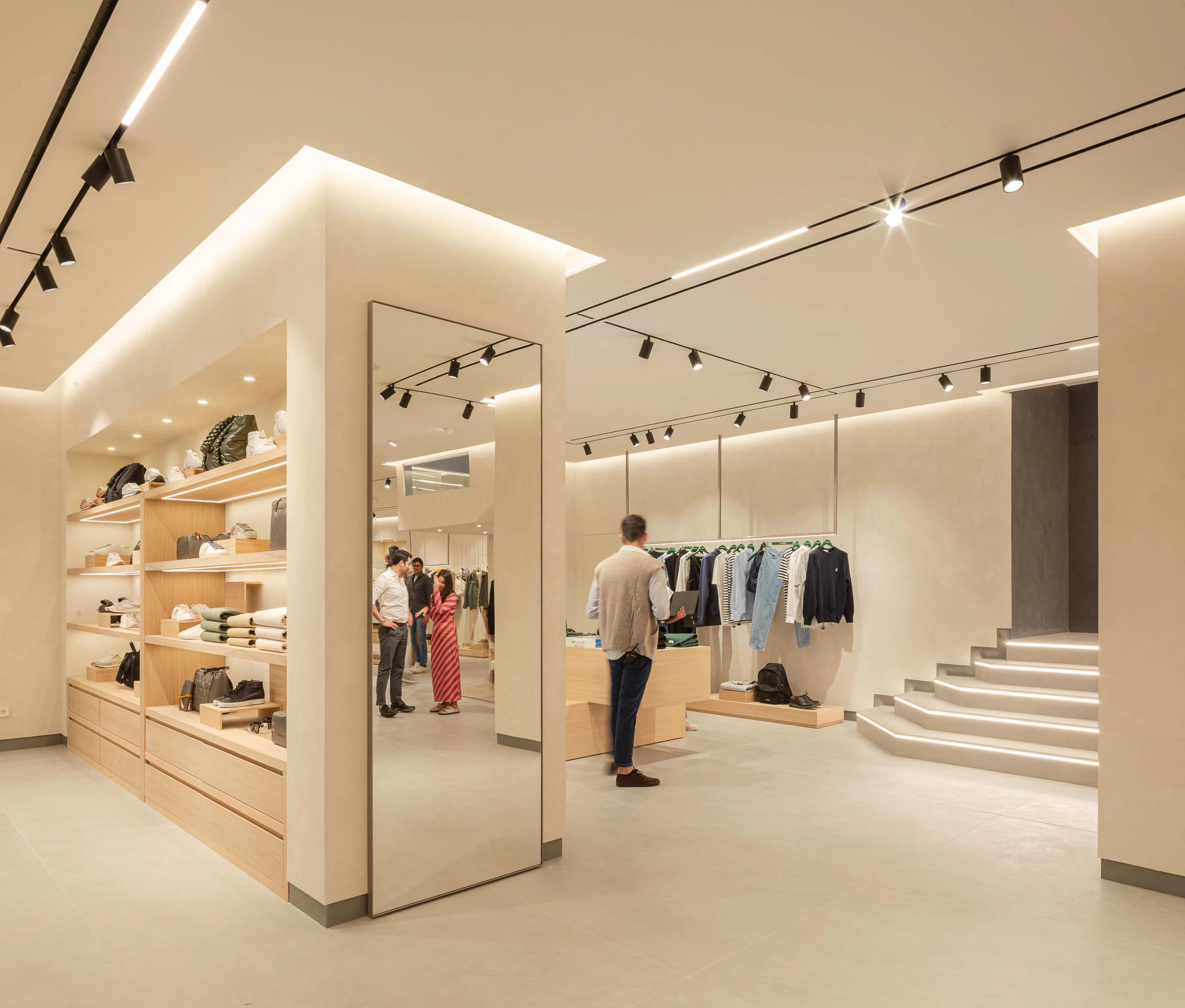 The new Scalpers shop on Madrid’s Gran Vía brings fashion to the city ...