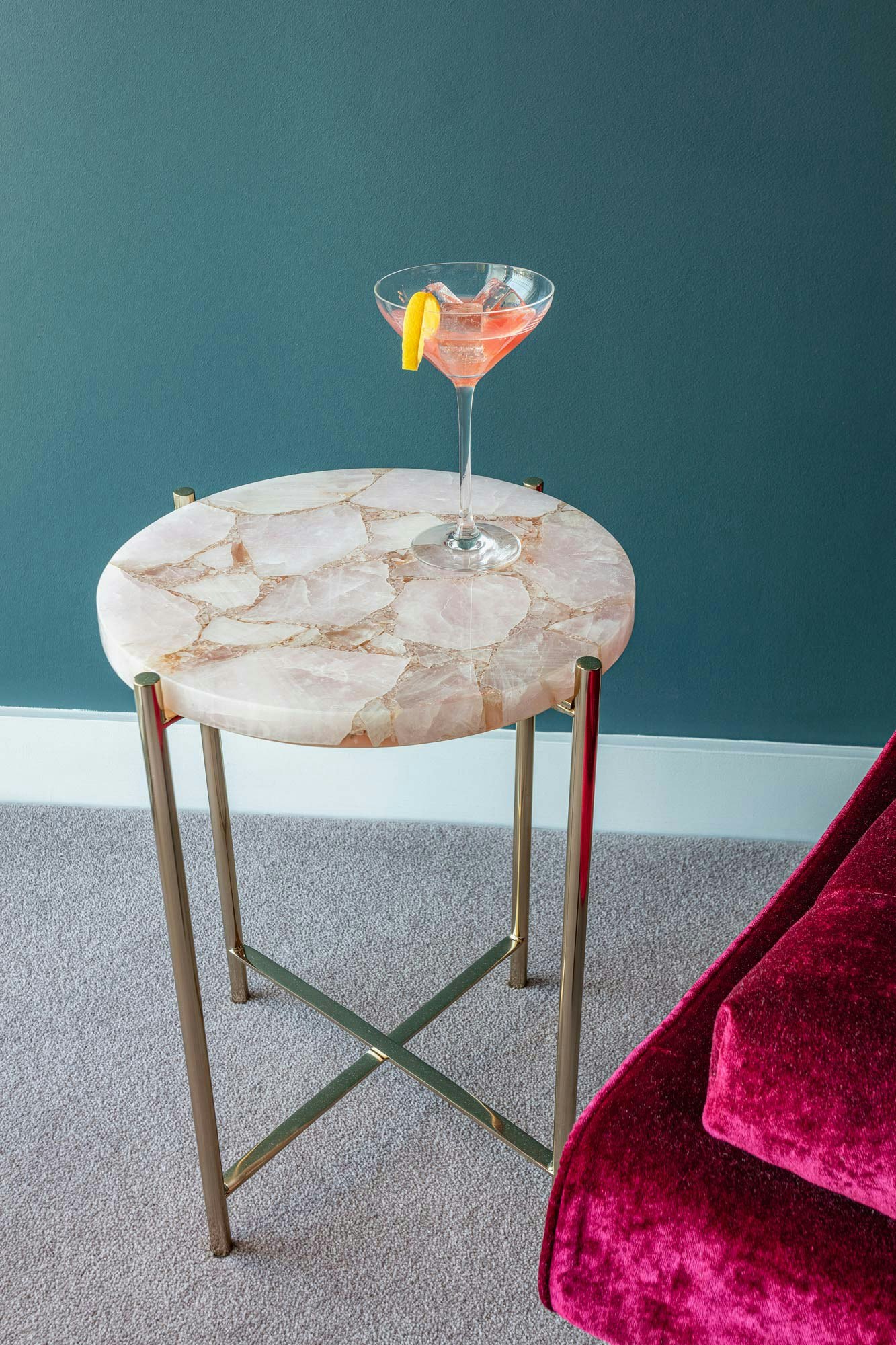 The sophisticated and exclusive Scalea Equinox stone is a real eye ...