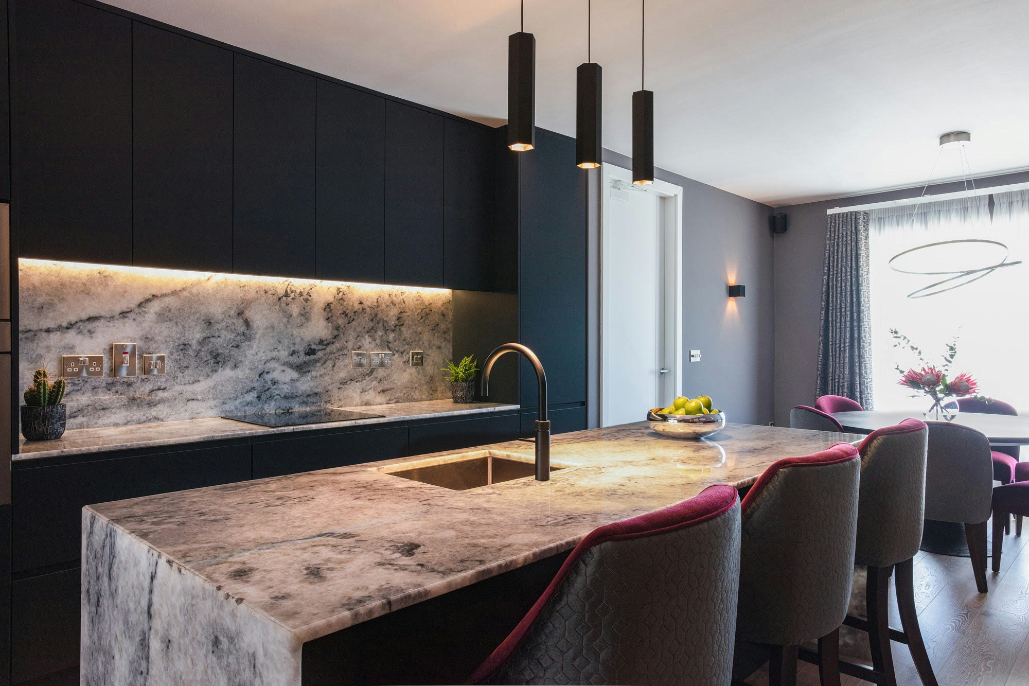 The sophisticated and exclusive Scalea Equinox stone is a real eye ...