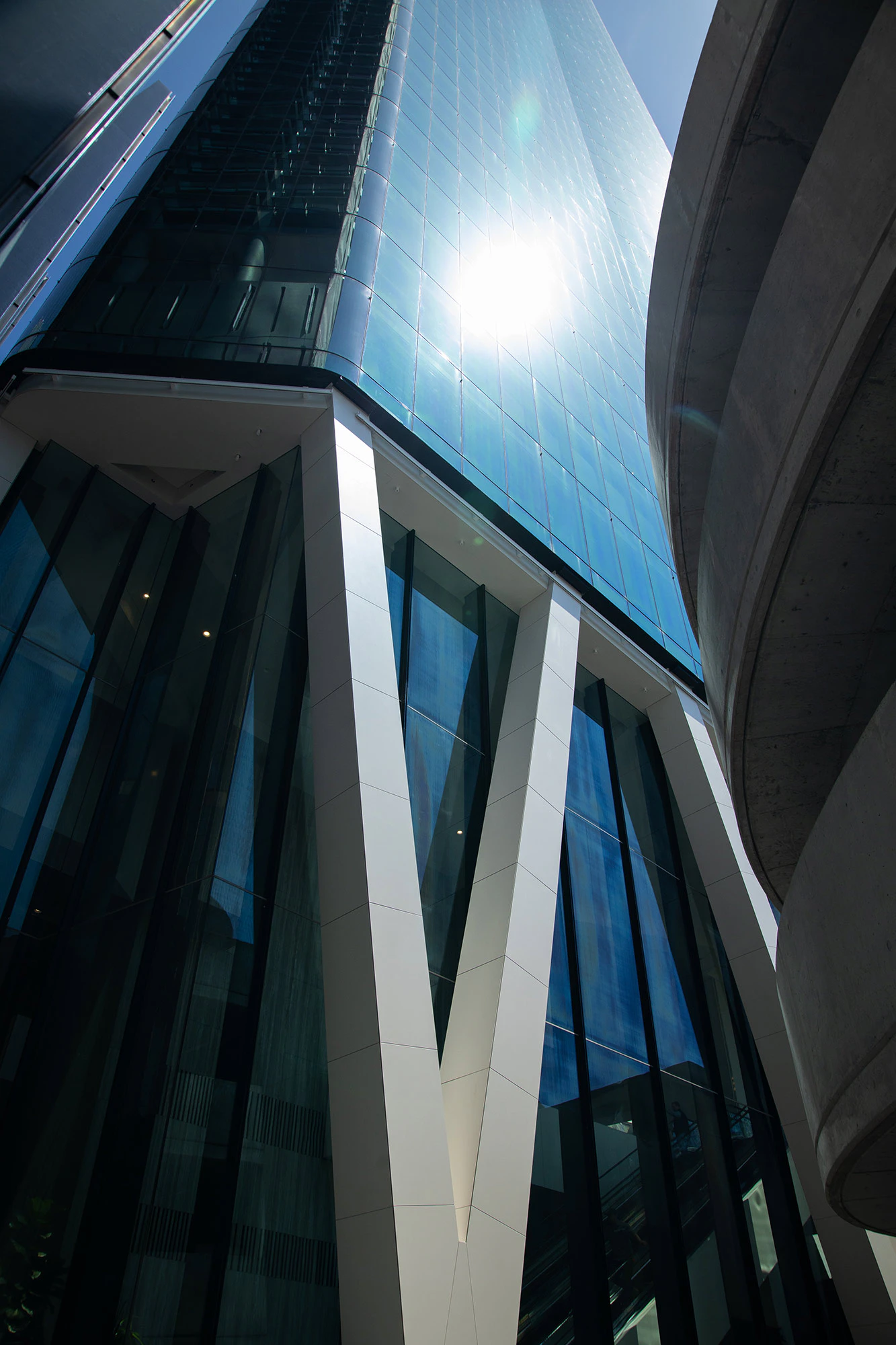 The rebirth of One One One Eagle Street office building in Brisbane: a ...