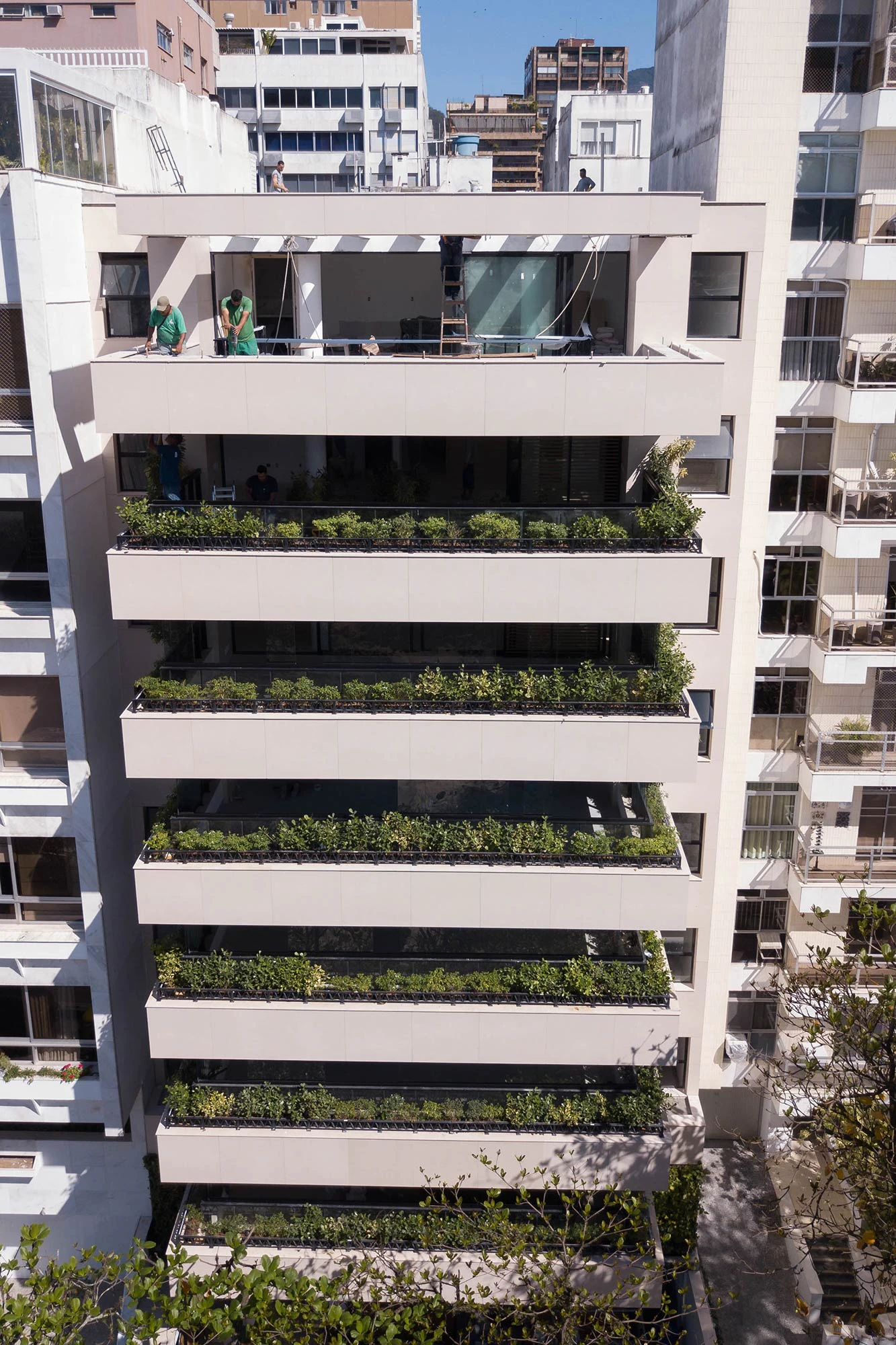 Dekton Edora for the façade cladding of one of the most exclusive ...