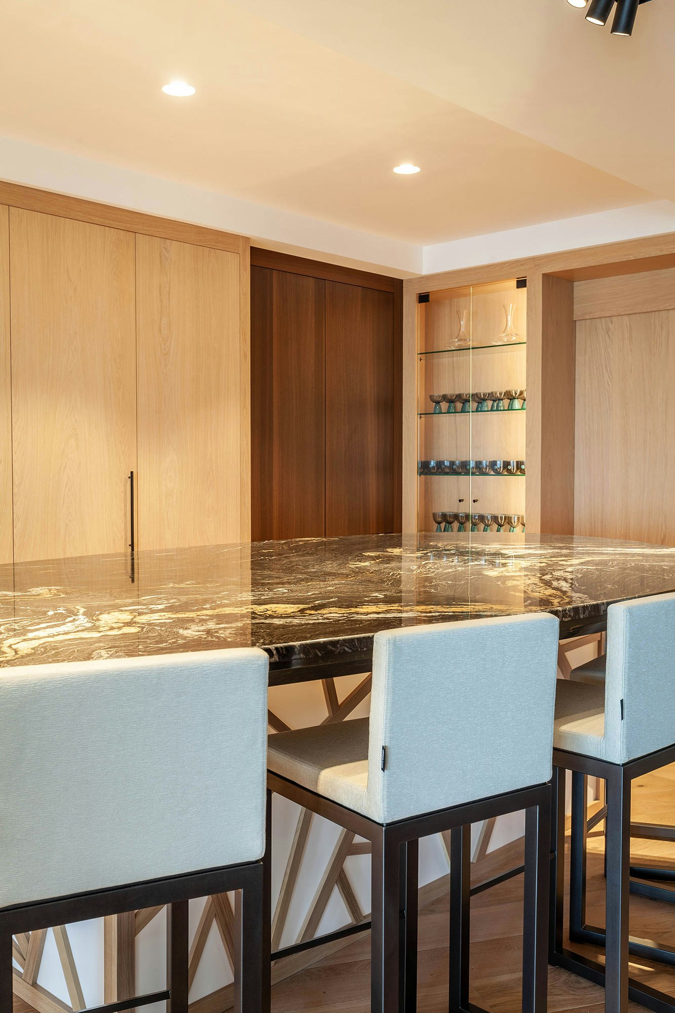 Dekton Laurent and Sensa Orinoco: materials that reflect the orgnanic ...