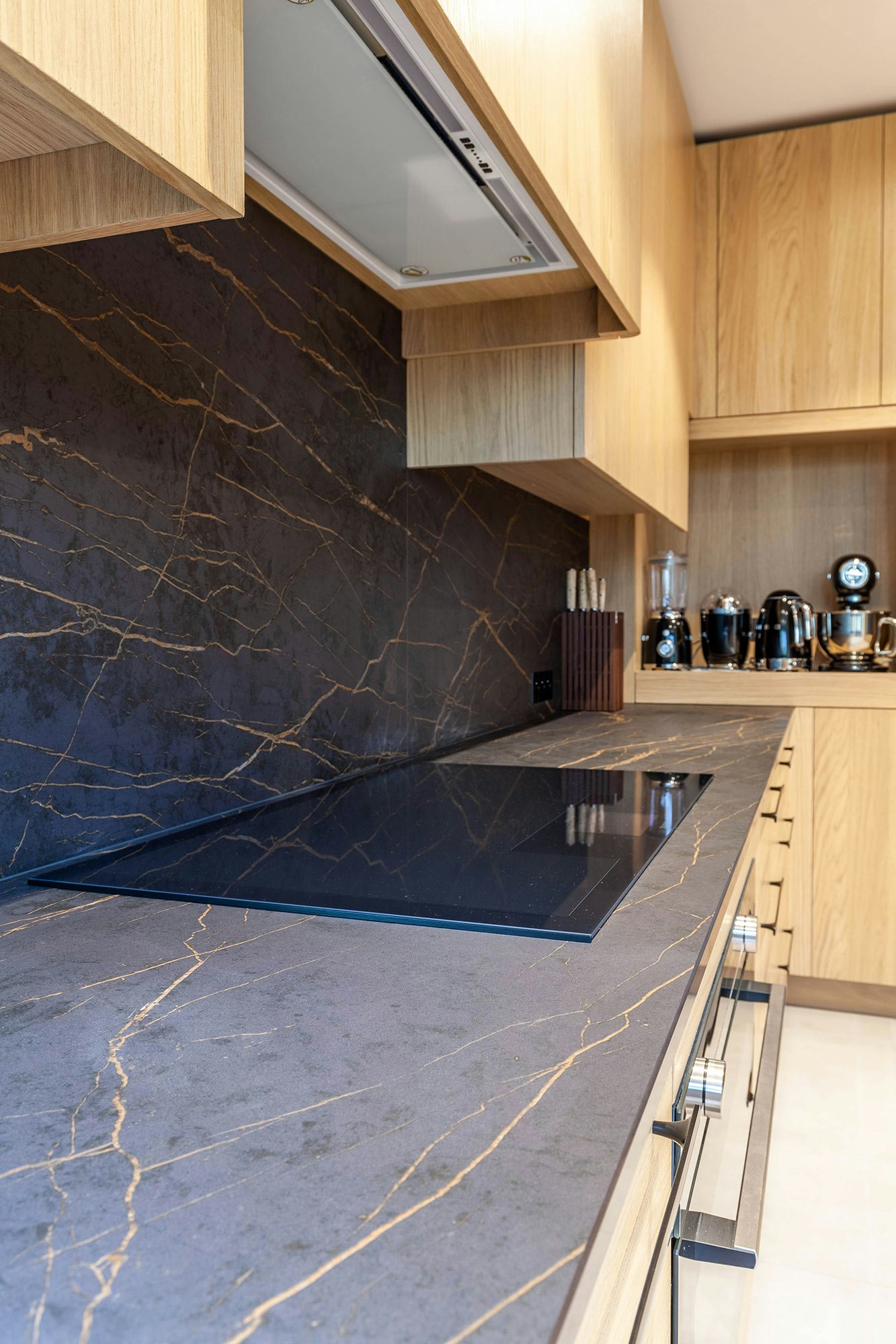 Dekton Laurent and Sensa Orinoco: materials that reflect the orgnanic ...
