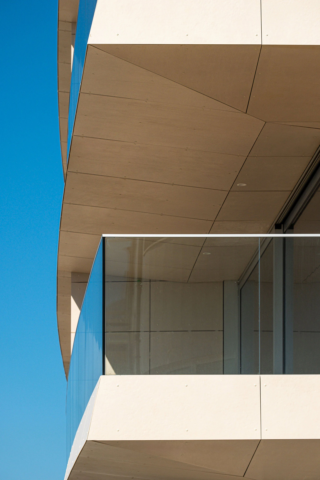 A jewel in the north of Portugal shines like a pearl thanks to Dekton ...