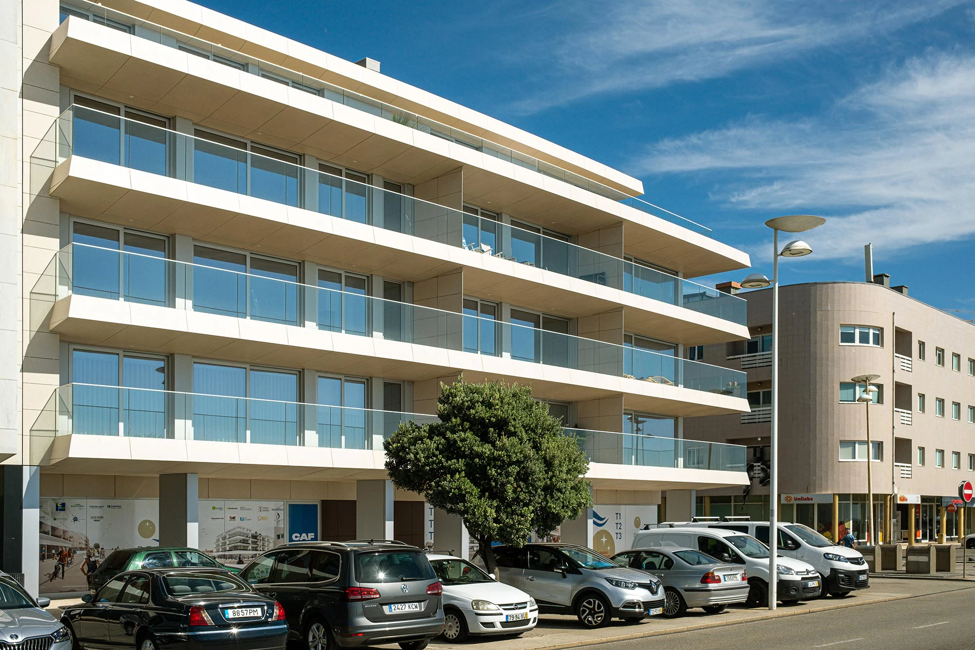 A minimalist façade with Dekton Edora for a touch of style - Cosentino