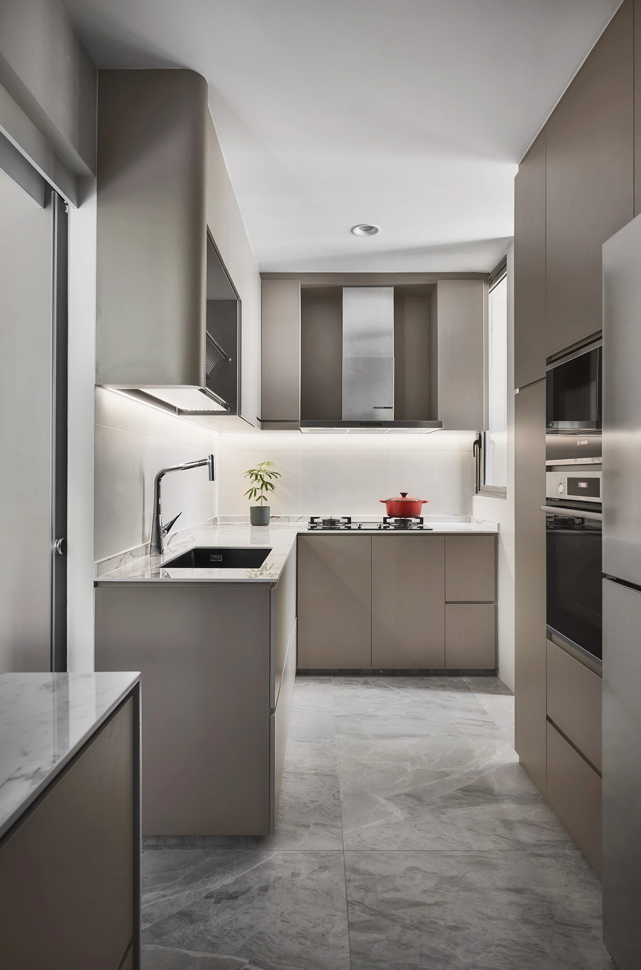 A stylish kitchen with Dekton for harmony, balance and durability ...