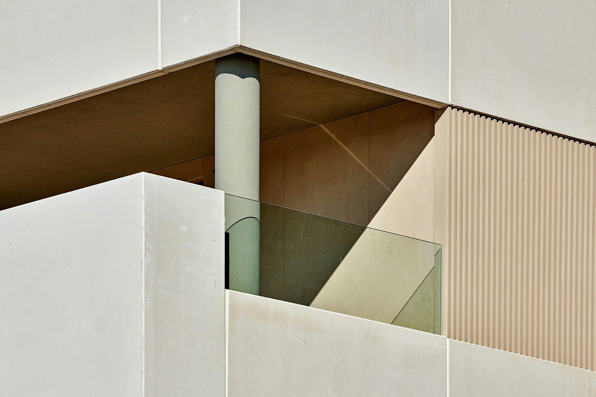 Terraces clad in Dekton to create cosy spaces in this residential ...