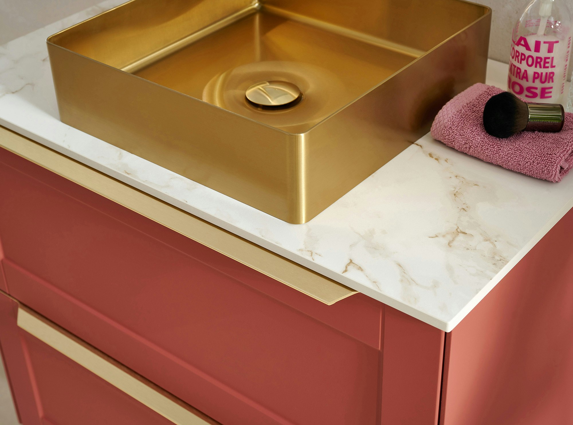 Beautiful bathroom furniture with Dekton at Scala Bad - Cosentino