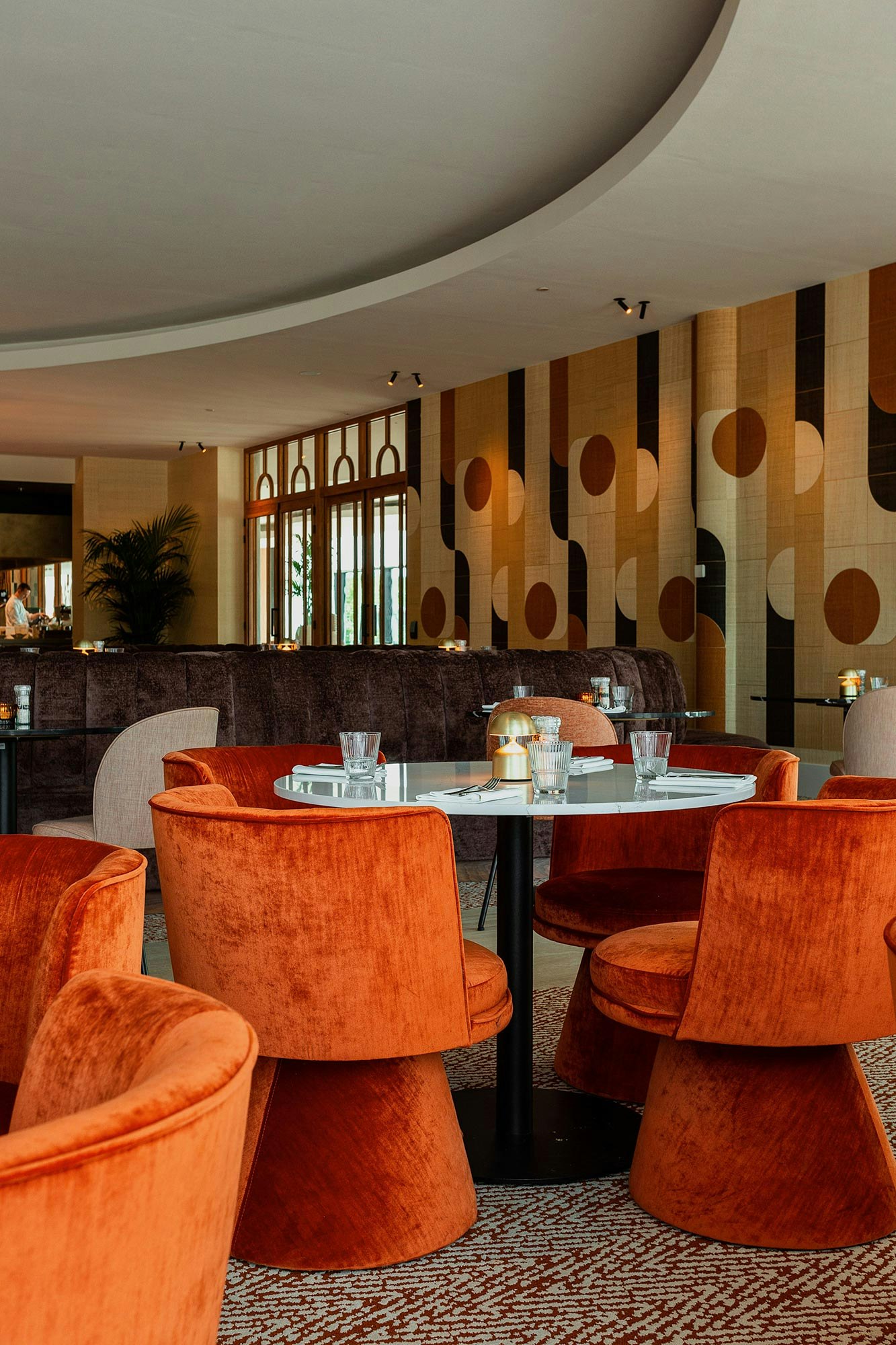 Inspiration boost: Surprising color combinations in Hotel Valk Best ...