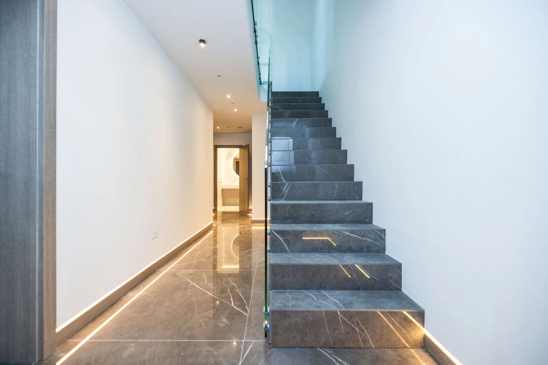 Modern house on ‘Britain’s Palm Beach’ makes Dekton its material of ...