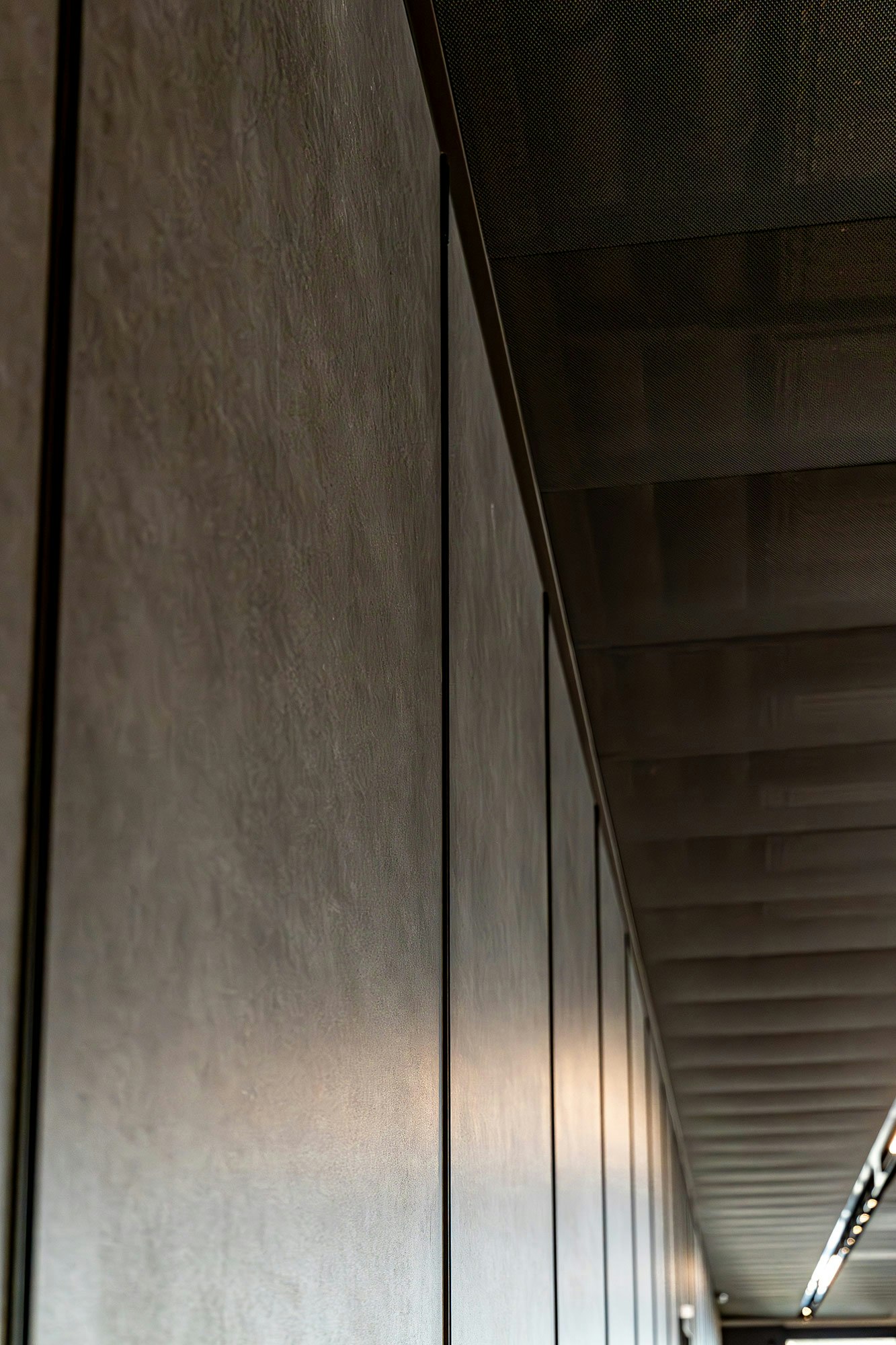 The new, polished image of the New Hanza offices in Riga - Cosentino