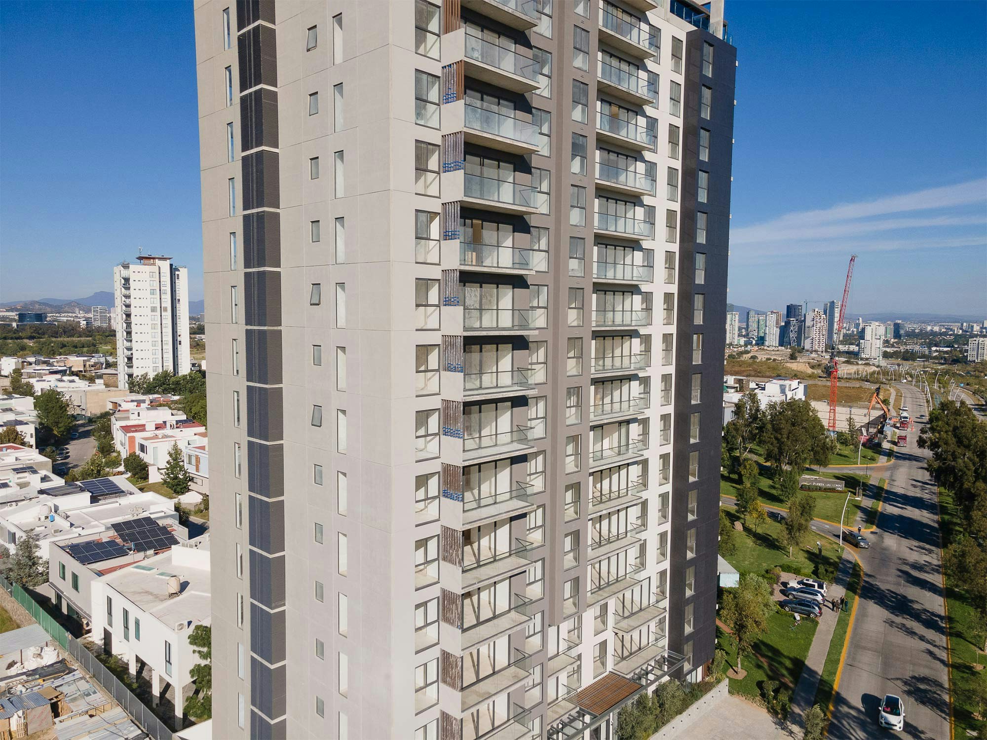 Dekton, the perfect material for a long-lasting entrance, resistant to ...