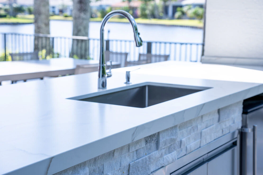 Welcome to Jill Zarin’s outdoor oasis with Dekton - Cosentino
