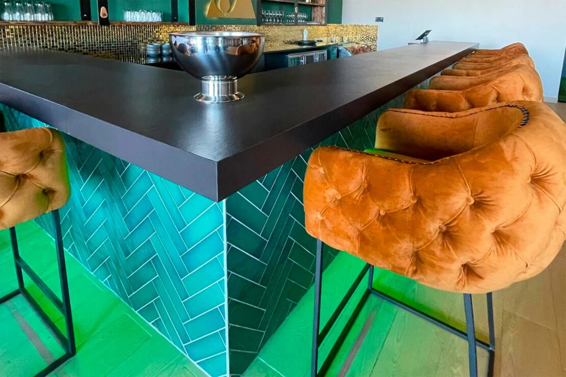 A sophisticated meeting place for golfers in South Africa - Cosentino