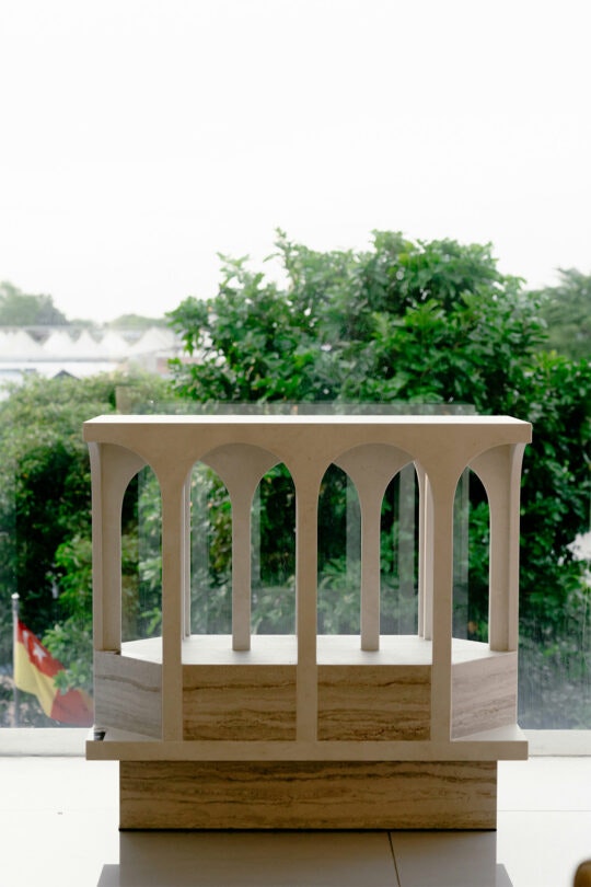 The timeless beauty of the arches in Fabian Tan’s design - Cosentino