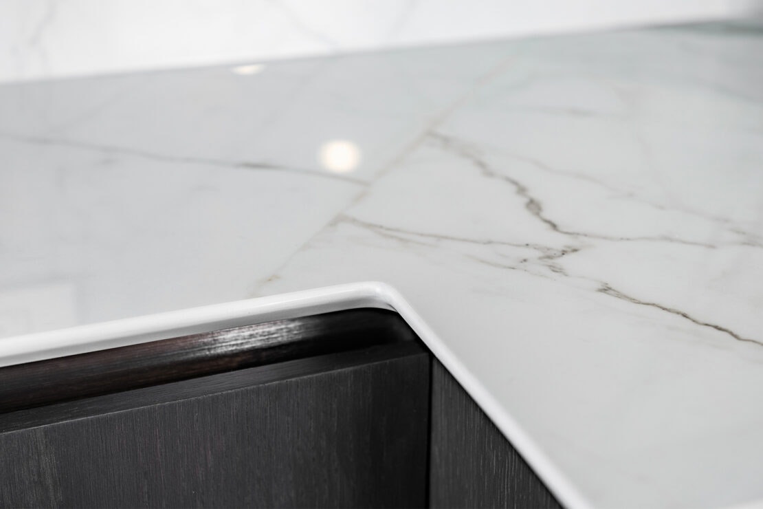 A Chicago kitchen that connects tradition and modernity with Dekton ...