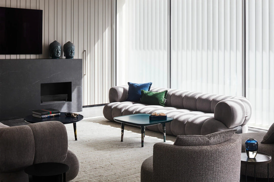 A contemporary-style house dominated by textures - Cosentino