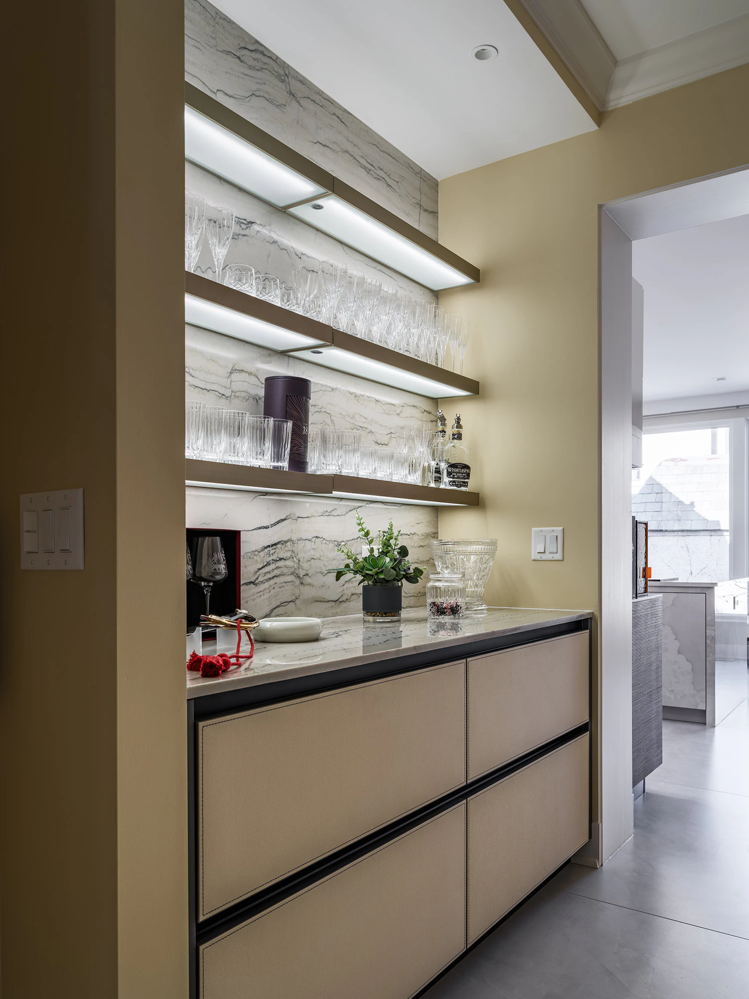 A home transformed from a family hub to an entertainer’s dream - Cosentino